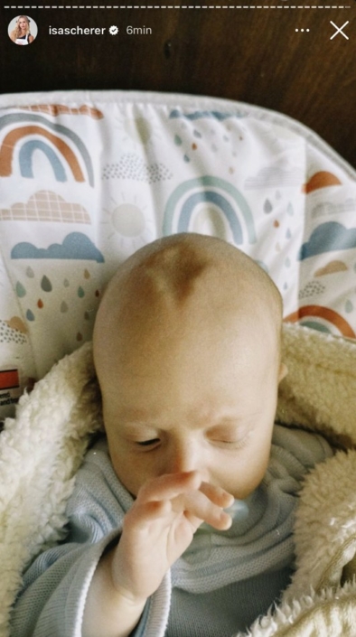 Isa Scherer mostra seu bebê com a moleira funda: "que susto"