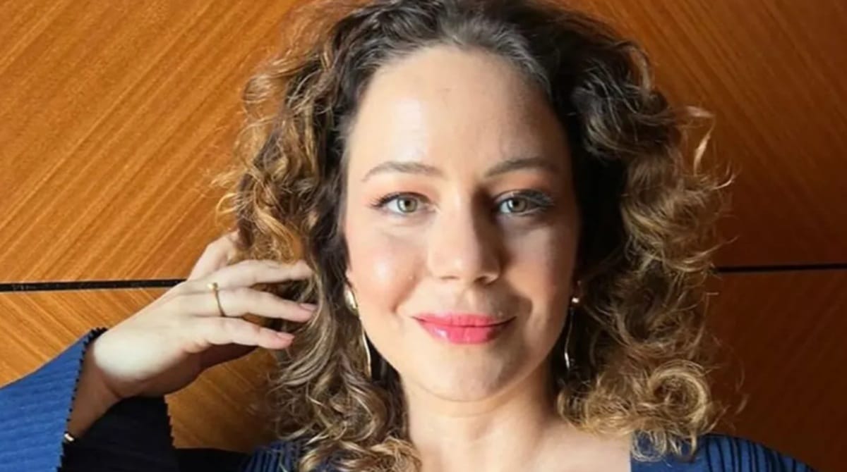 Leandra Leal posa com ex e revela conquista da filha