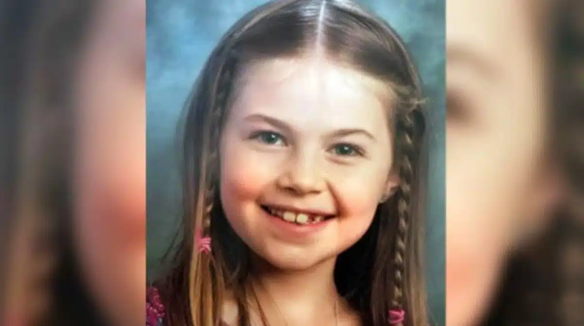 Menina que sumiu 6 anos atrás é achada! Pai mostra ela hoje: